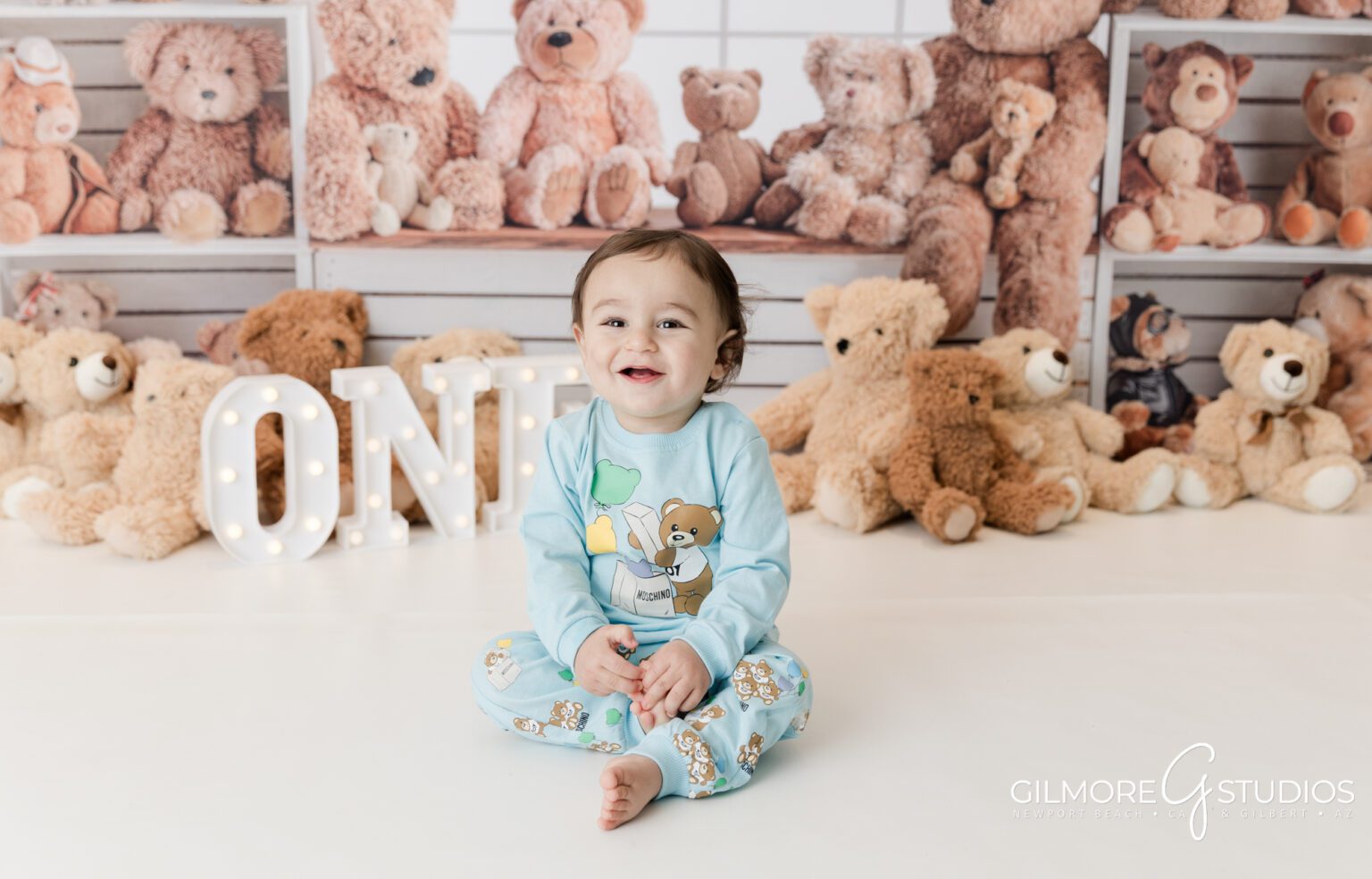 Teddy Bear Birthday Party Cake Smash & Family Portrait Session - Gilmore Studios | Orange County ...