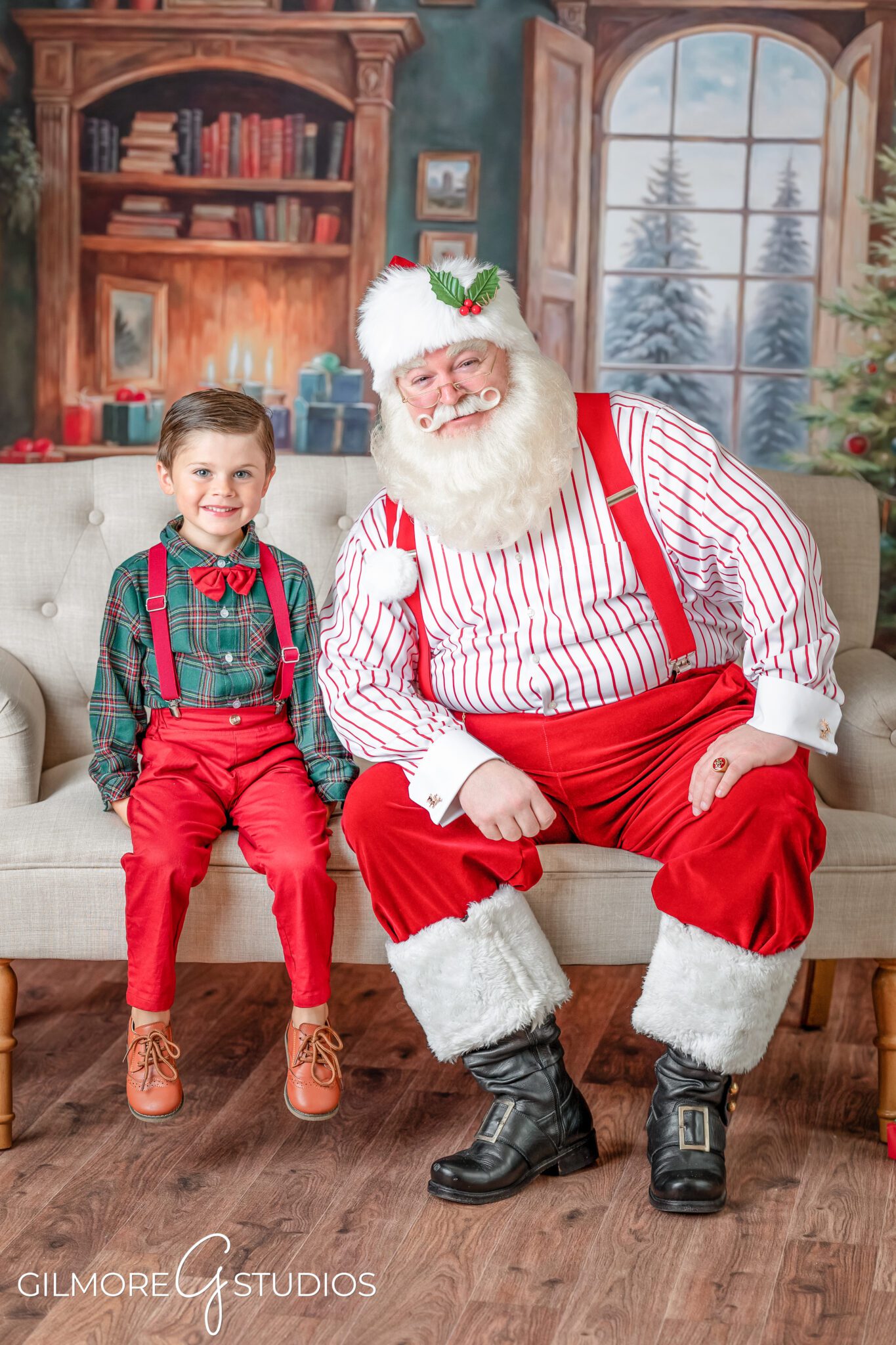 Santa is coming to Newport Beach! Santa Experience 2024 - Gilmore Studios | Orange County, CA ...