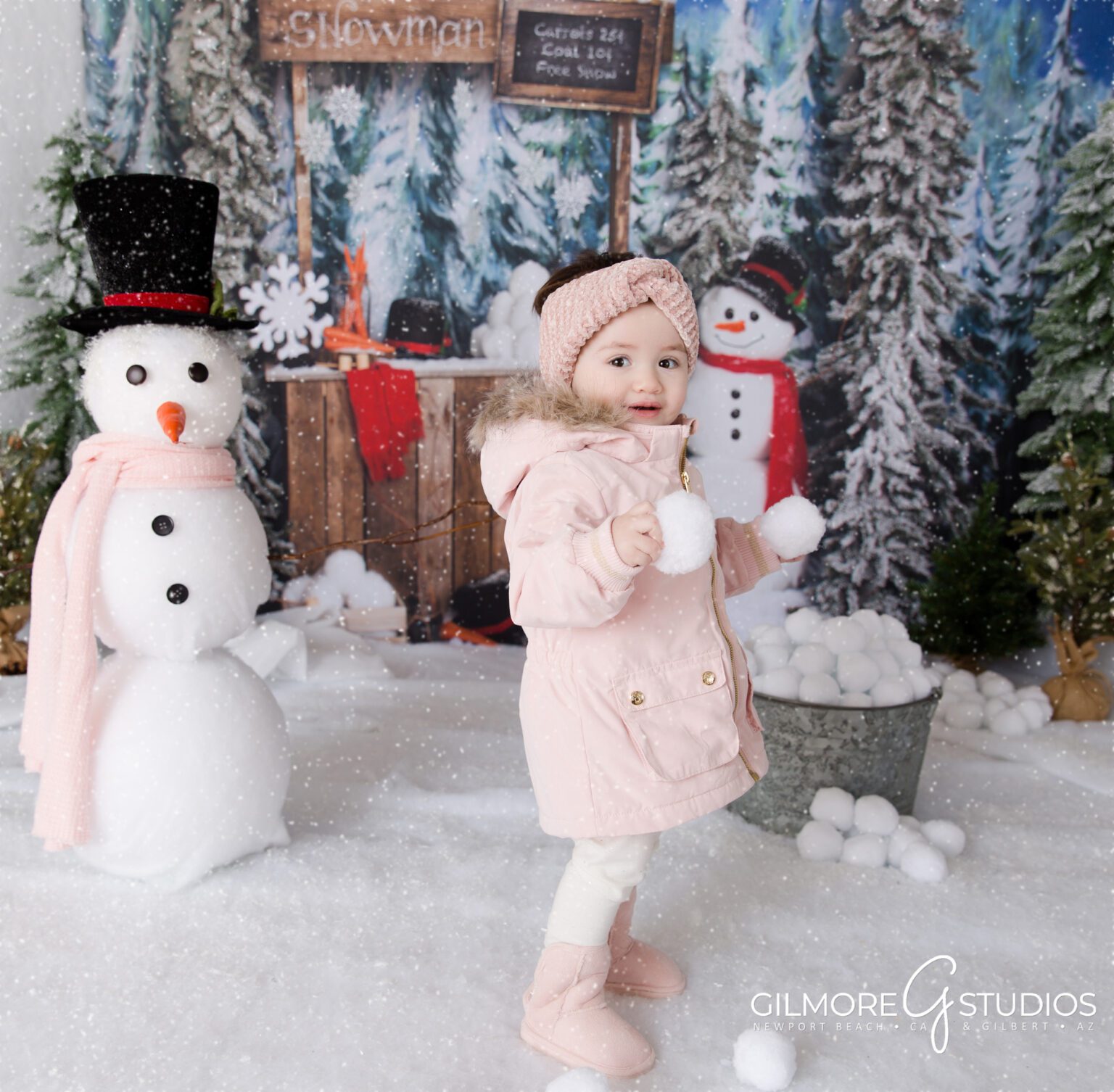 Build A Snowman Stand - Winter Wonderland - Gilmore Studios | Orange ...