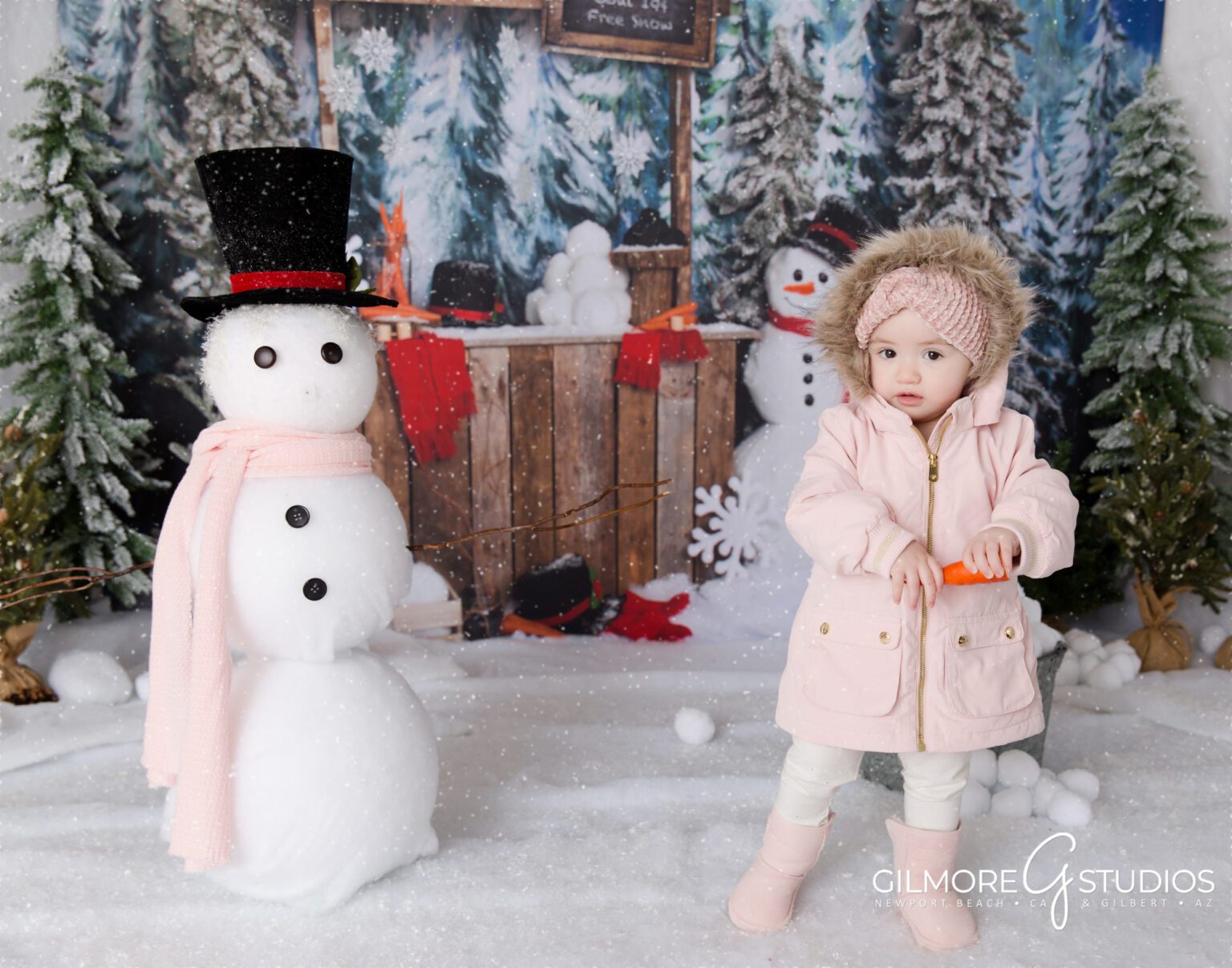 Build A Snowman Stand - Winter Wonderland - Gilmore Studios | Orange ...